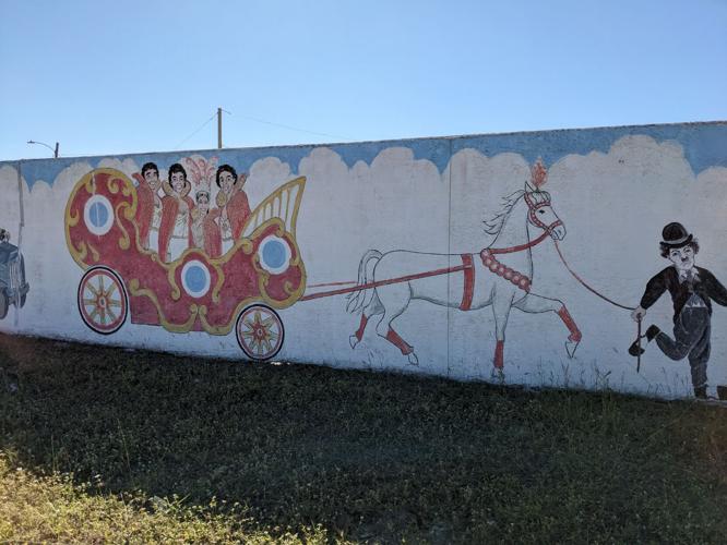 WITH VIDEO: Circus Arts: Venice Municipal Wall mural dedicated to ...