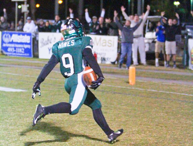 Power running game leads Venice to playoff win | News Archives ...
