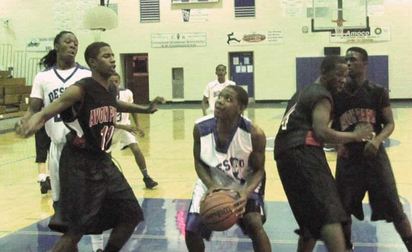 DeSoto basketball team goes mountain climbing | News Archives | yoursun.com