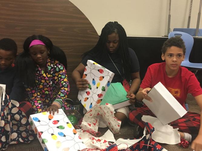 Pizza, pajamas, presents at Peace River Elementary | Port Charlotte ...