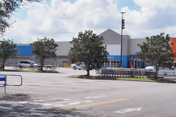 Bomb threat prompts Sebring Walmart evacuation | News | yoursun.com