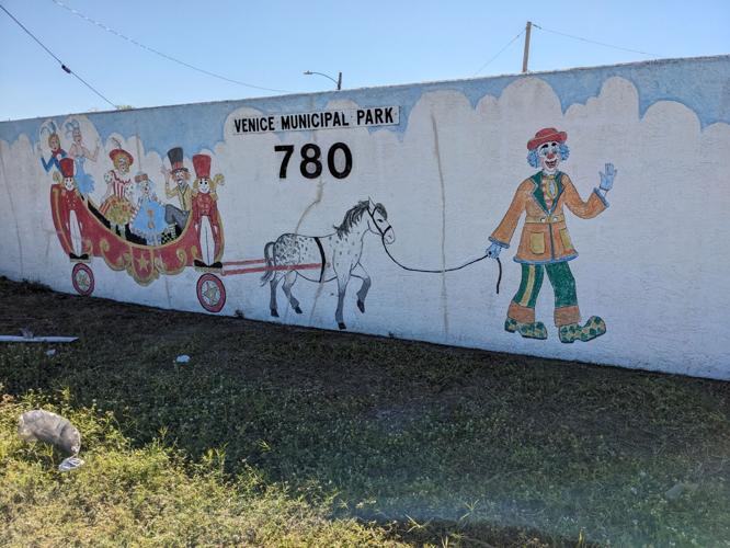 WITH VIDEO: Circus Arts: Venice Municipal Wall mural dedicated to ...