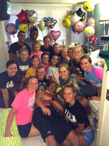 Student in high spirits after losing hand | News Archives | yoursun.com