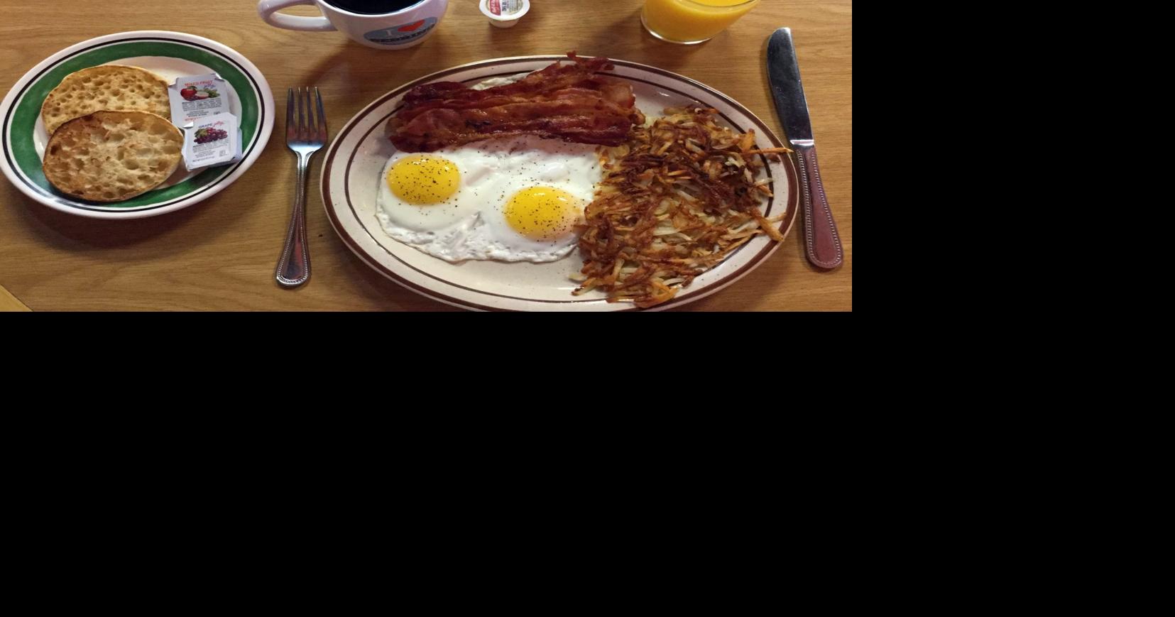 Sandy’s Circle Cafe: Breakfast, lunch and a nice steak house on the ...