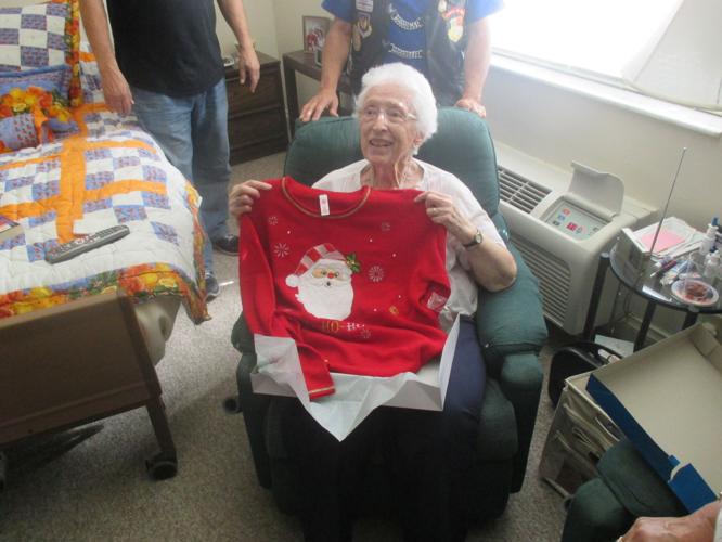 Veterans share Christmas cheer | News Archives | yoursun.com