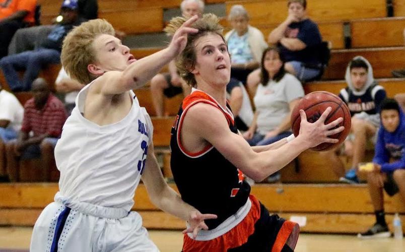 Manta Rays top Bulldogs for fifth straight win | News Archives ...