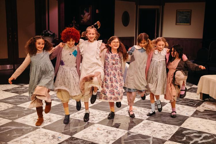 Watch cartoon come to life at Players' 'Annie' | News | yoursun.com
