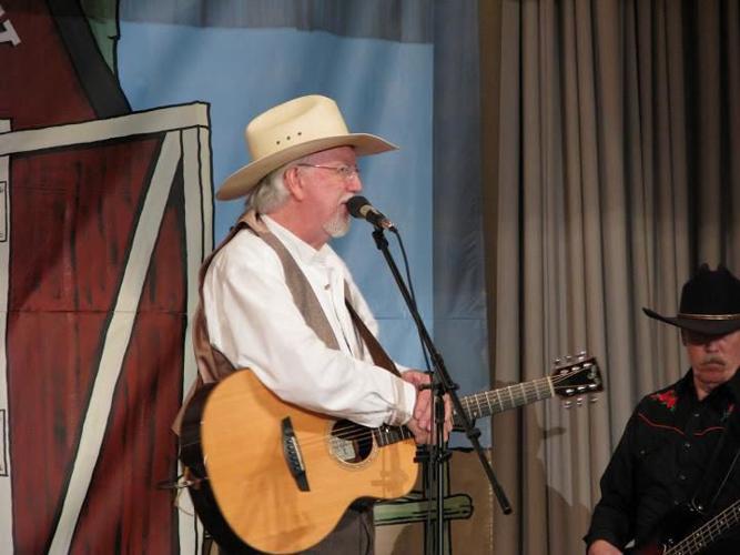 Hall of Famer headlines Bowlegs festival entertainment | Newsarchives ...