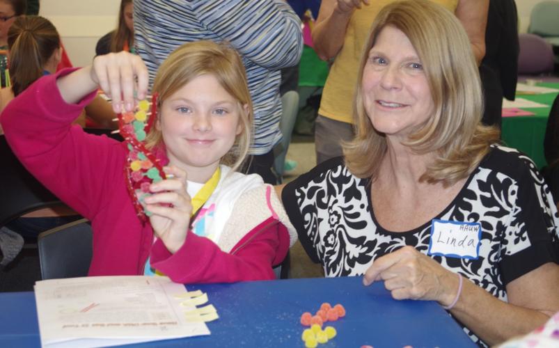 AAUW targets ‘tweens’ for STEM | News Archives | yoursun.com