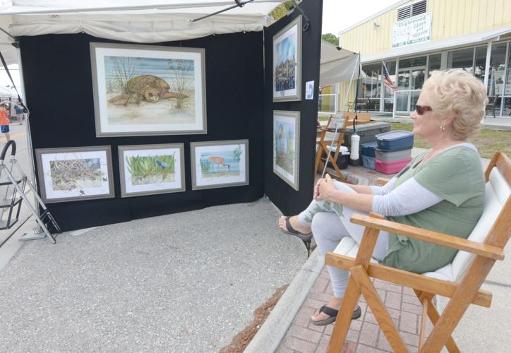 Art show puts Englewood in focus | Features | yoursun.com