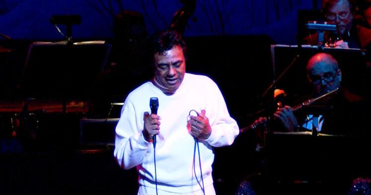 Singer Johnny Mathis is retiring from touring, citing age and ‘memory ...