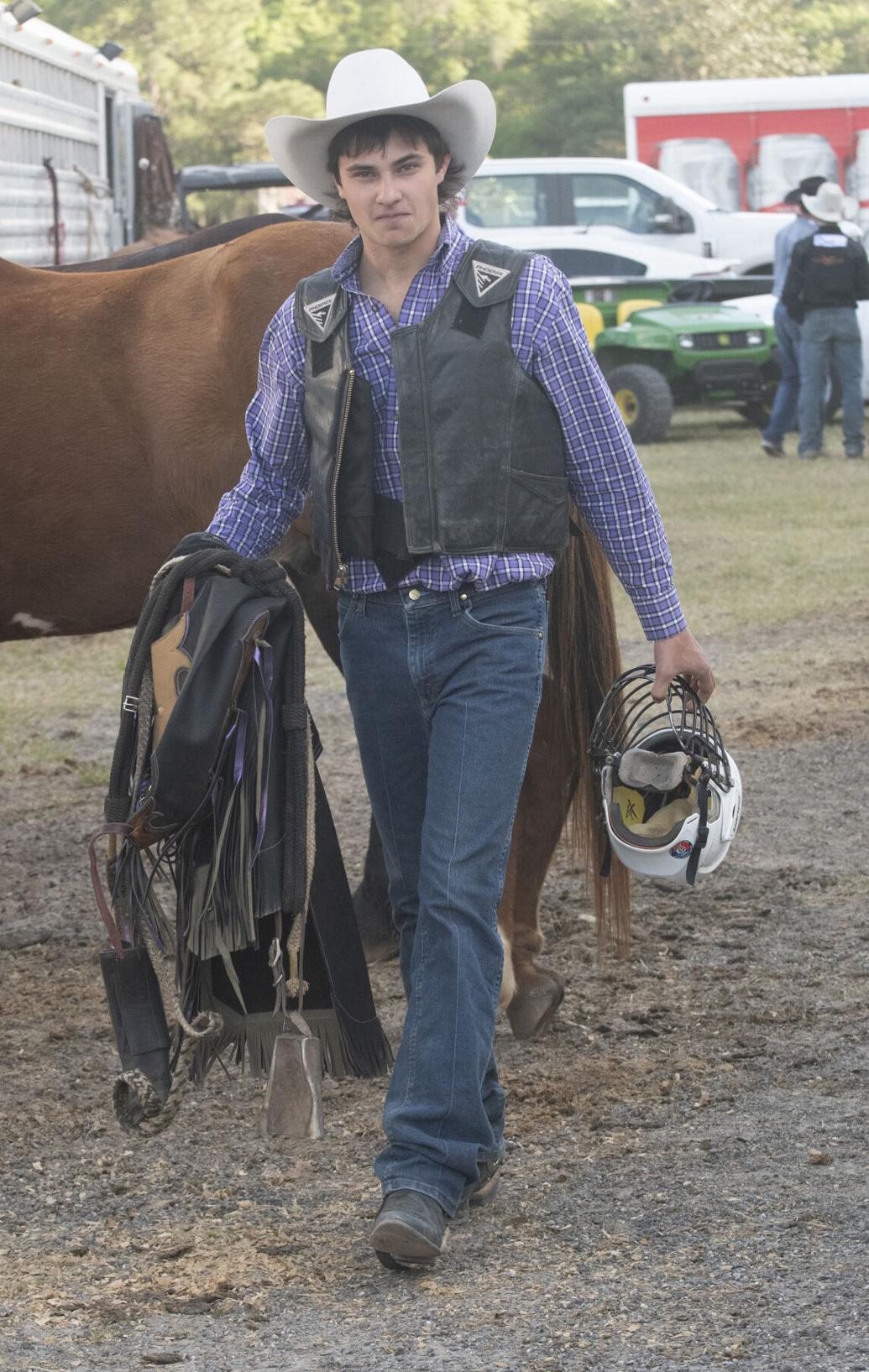 VIDEO: Sights, Laughs & Scares of Arcadia Rodeo | News | yoursun.com