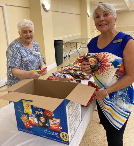 CCW gathers with friends in great afternoon | News | yoursun.com