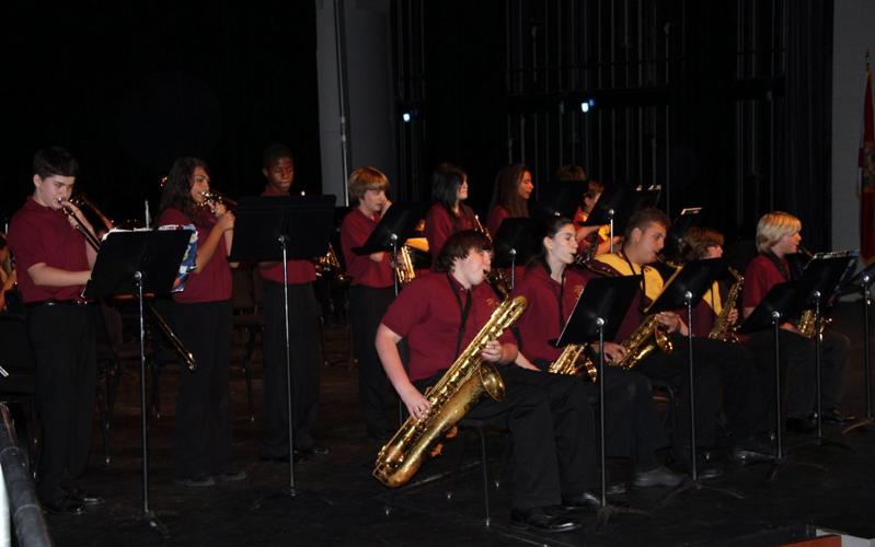 Middle school bands put on a show | News Archives | yoursun.com