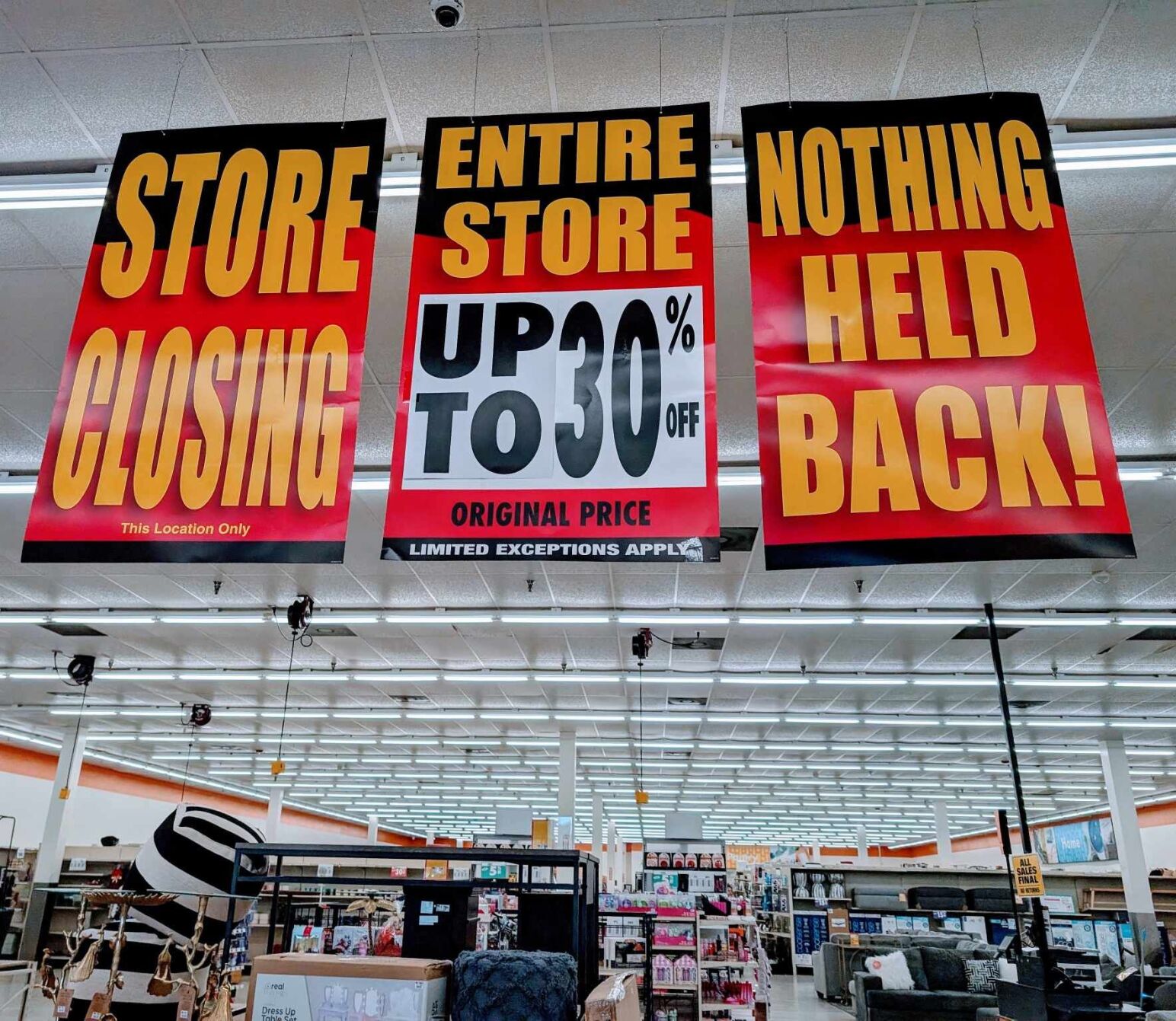 BIG GOODBYE? Signs in Big Lots stores say 'Store Closing,' but can they ...
