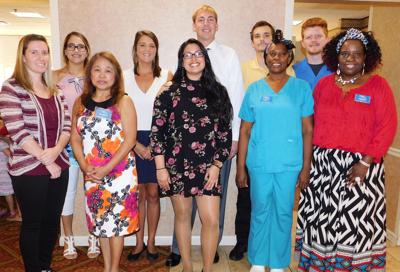 Residents help employees’ dreams come true | Education | yoursun.com