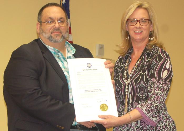 City commissioners embark in new direction under new mayor ...