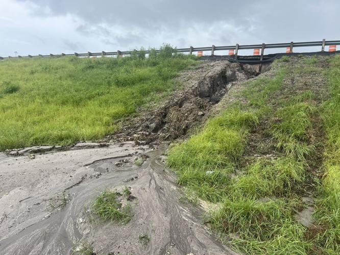 WITH PHOTOS: Latest: Portion of interstate has washout in North Port ...