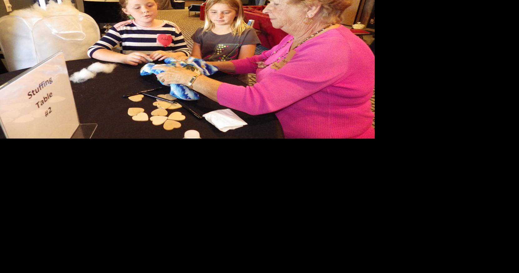 Memory Bear Workshop builds strength | News Archives | yoursun.com