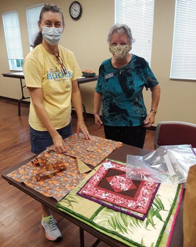 Quilting for the Community Photo Gallery (Just Click) | Photo Galleries ...