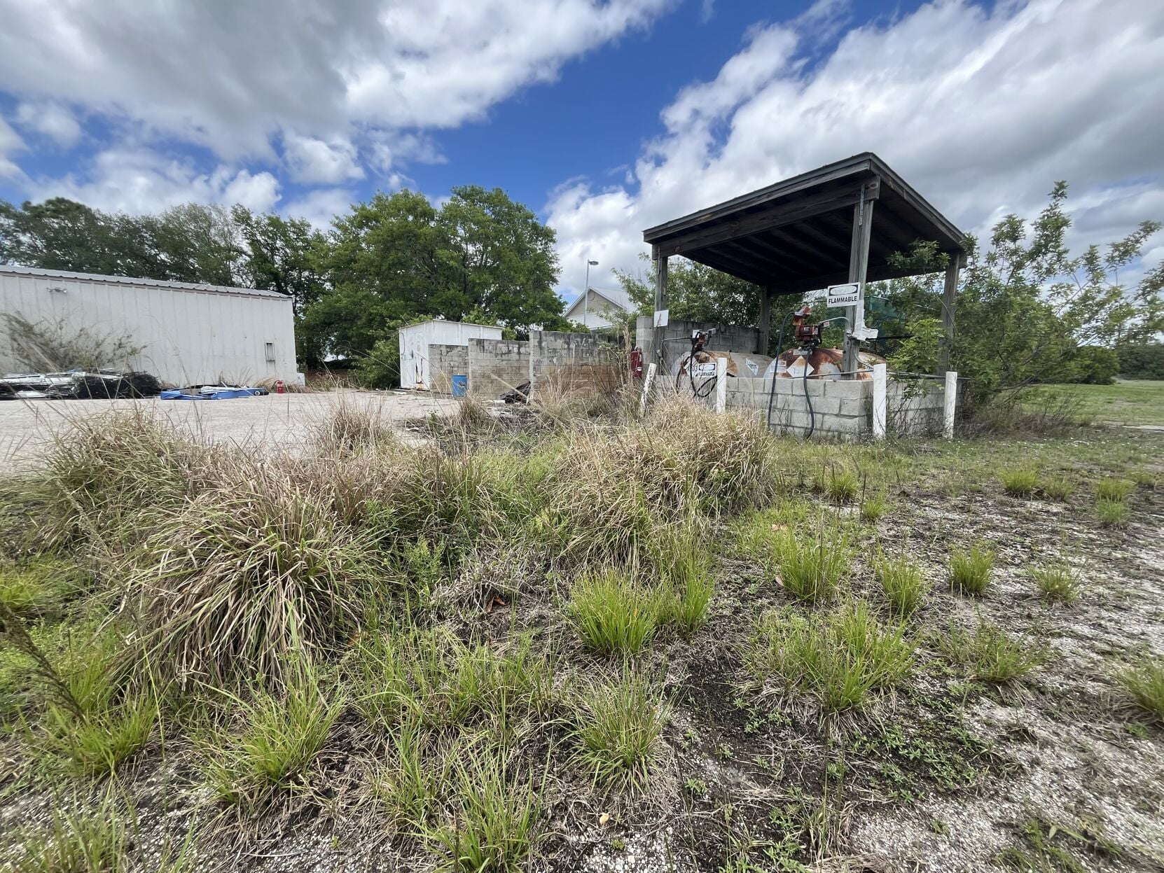 Ousted golf course owner loses bid to block sale of Bobcat Trail | Port ...