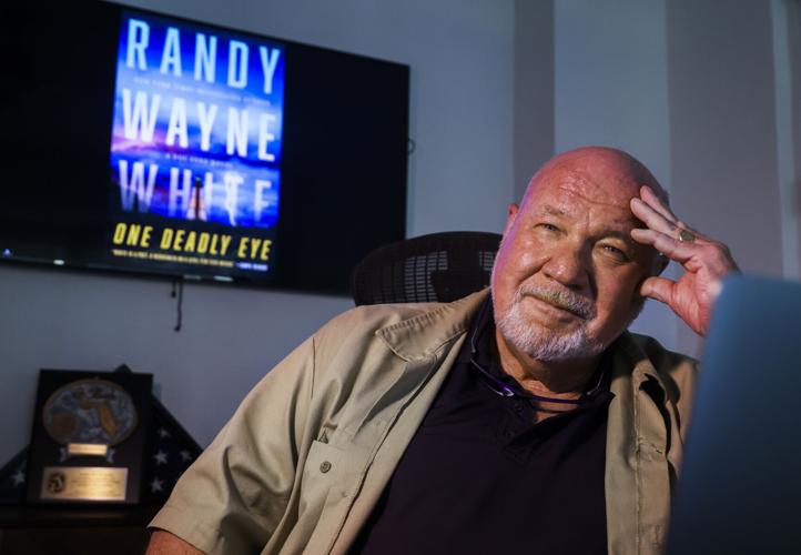 Author Randy Wayne White survived Hurricane Ian to write about it | Daily Break | yoursun.com