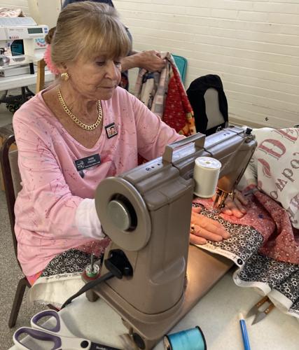 Group makes over 150 quilts for Kentucky tornado victims | News ...