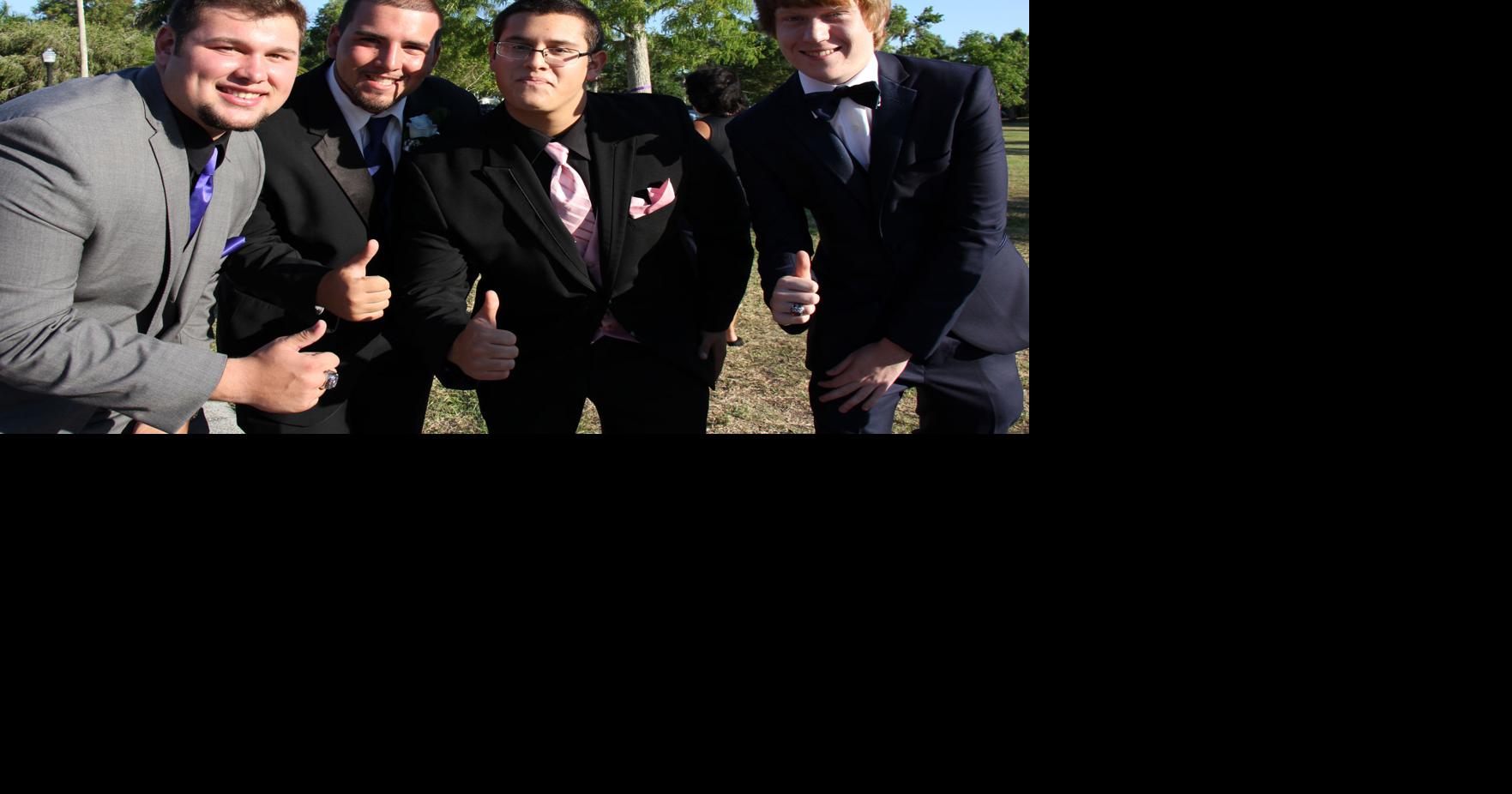 Pirates gather for a memorable prom | News Archives | yoursun.com