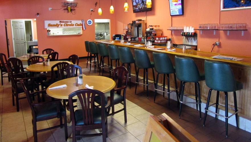 Sandy’s Circle Cafe: American as apple pie | Newsarchives | yoursun.com