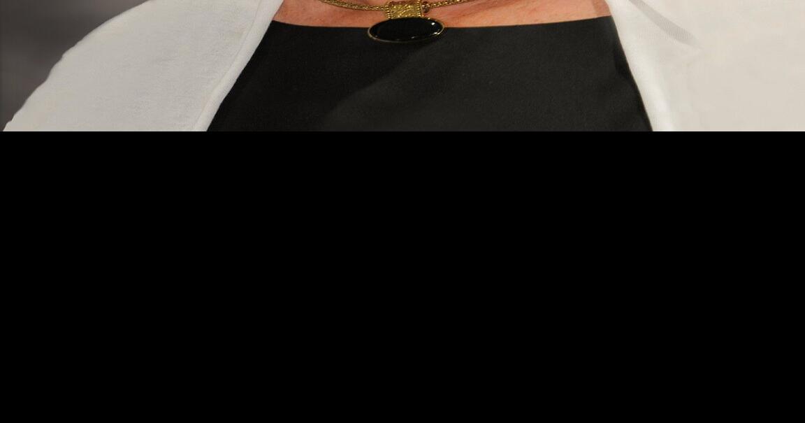 Commissioners pay homage to Nancy Detert | | yoursun.com