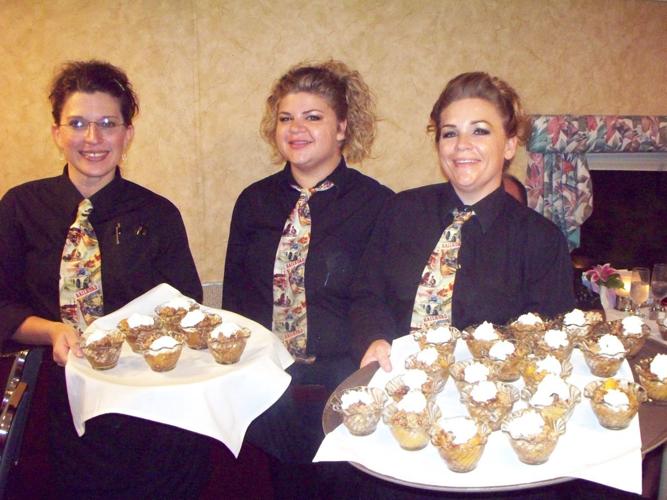 Murder Mystery Dinner Train | Go! | yoursun.com