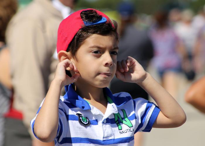 Thousands enjoy air show acrobatics | News Archives | yoursun.com