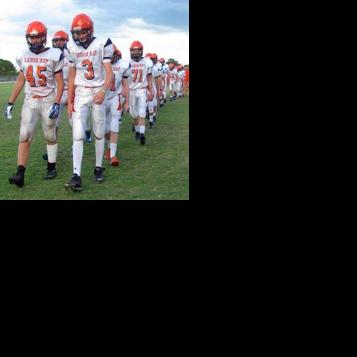 Mantas JV football loses two in a row | News Archives | yoursun.com
