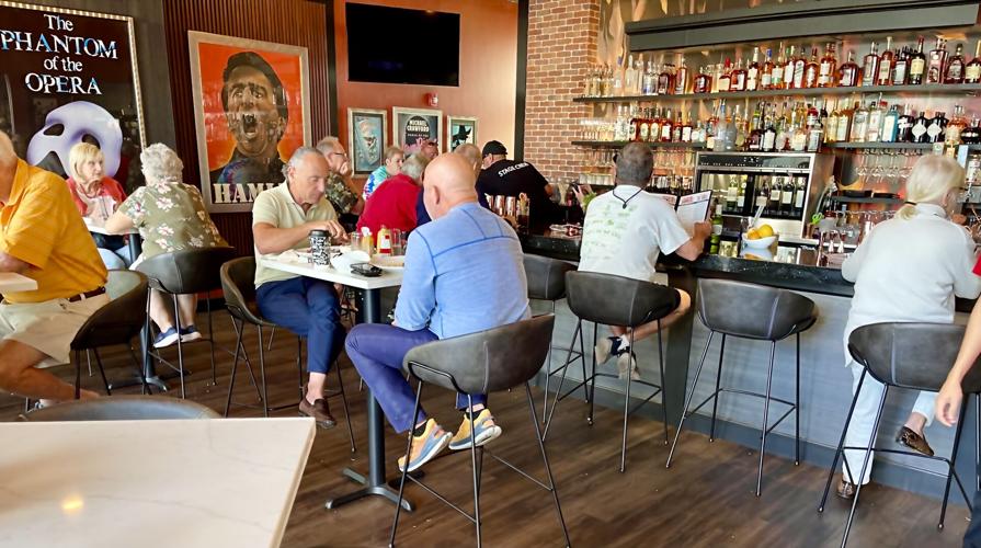 THE SCENE: Showtime at Wolfie’s | News | yoursun.com
