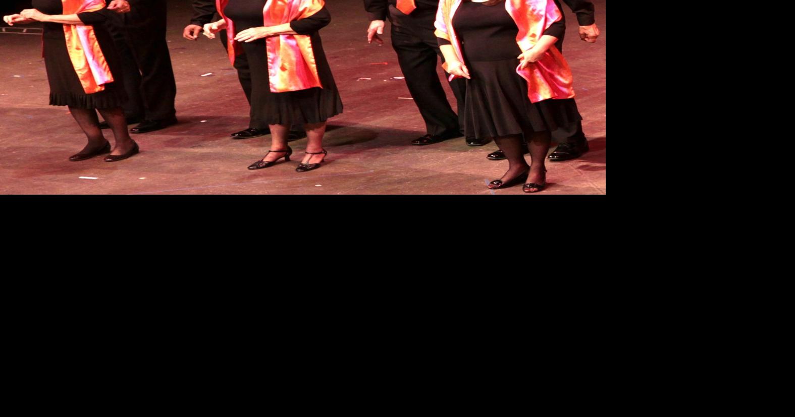 Silver Foxes light up the stage | News Archives | yoursun.com
