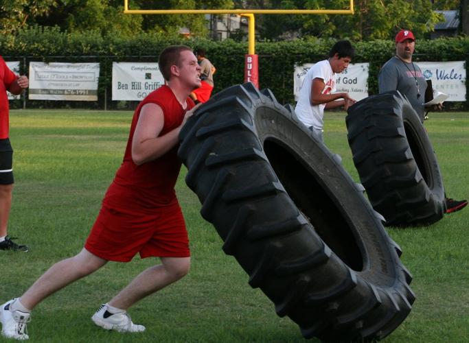 Monday Night Football, Frostproof style | Newsarchives | yoursun.com