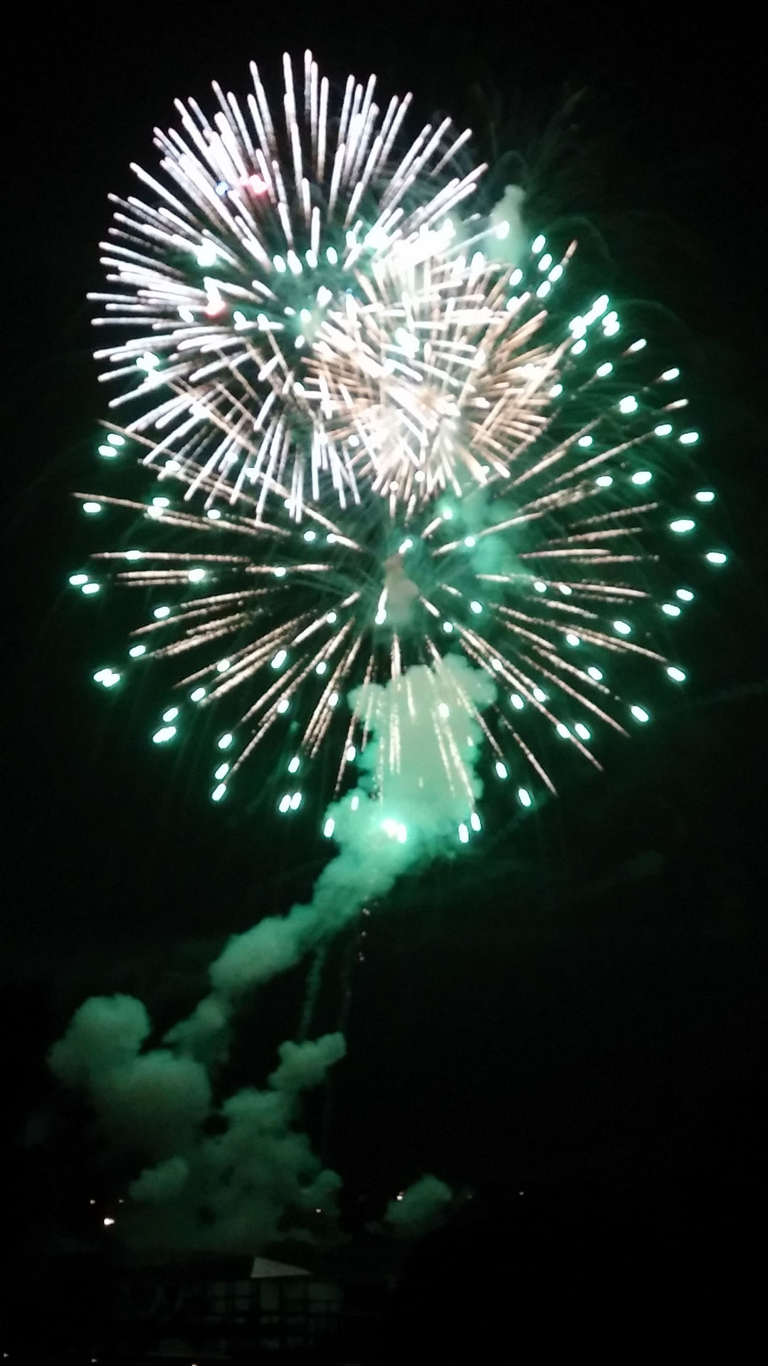 Fireworks stands are popping up | Newsarchives | yoursun.com