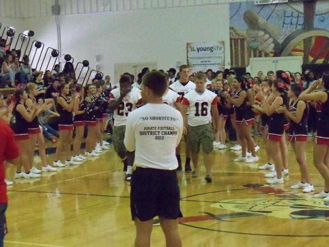 Pirates host first pep rally of the year | News Archives | yoursun.com