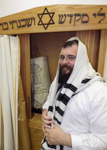 Chabad Jewish Center to welcome new Torah | News Archives | yoursun.com