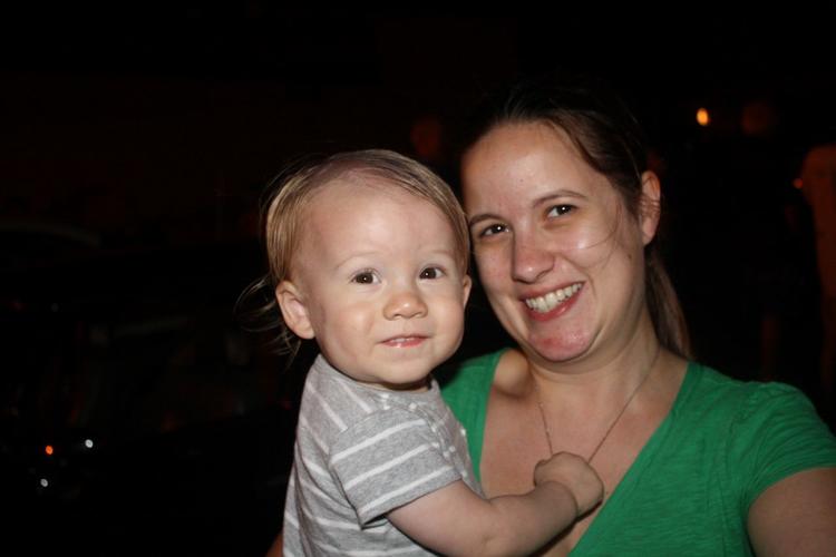 A very merry Gallery Walk | News Archives | yoursun.com