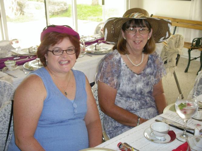 Punta Gorda Boat Club holds English High Tea | News Archives | yoursun.com
