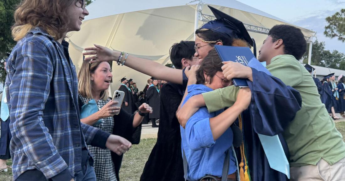 Pioneering class of SCFCS Venice graduates | News | yoursun.com