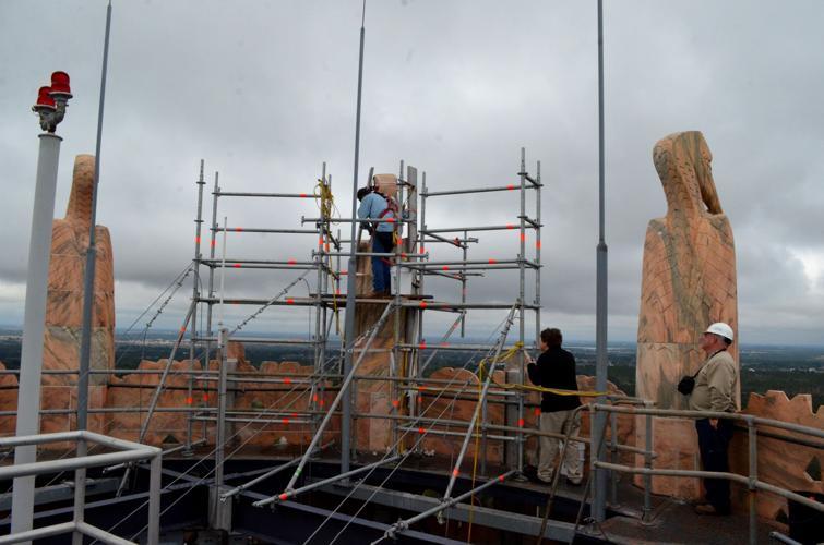 lightning scaffolding