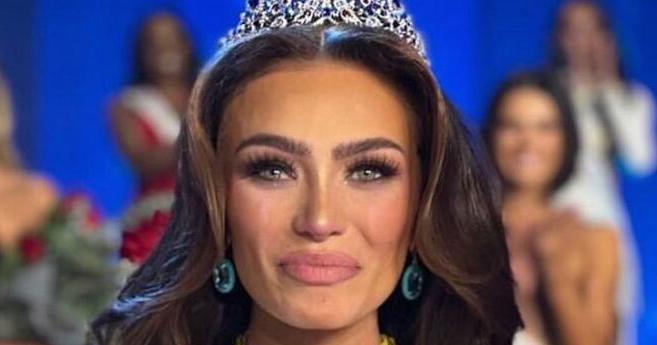 Nokomis native relinquishes Miss USA crown | News | yoursun.com