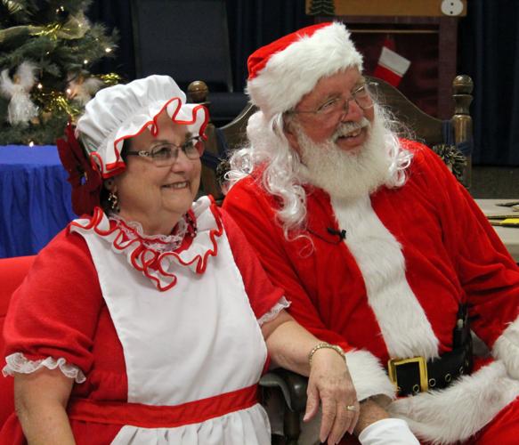 Lady Elks host 15th annual Children’s Christmas Party | Newsarchives ...