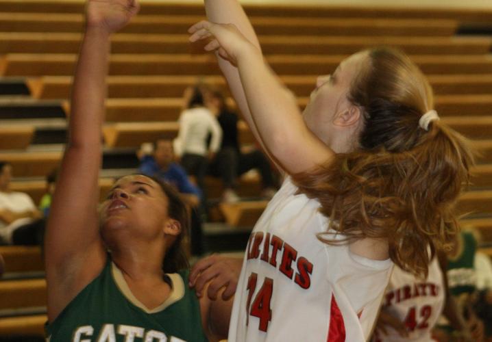 Girls JV hoops continues to improve | News Archives | yoursun.com