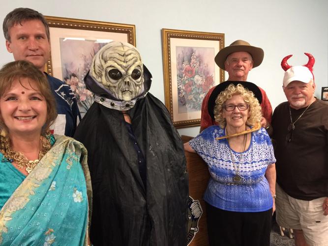 Toastmasters celebrate | News Archives | yoursun.com