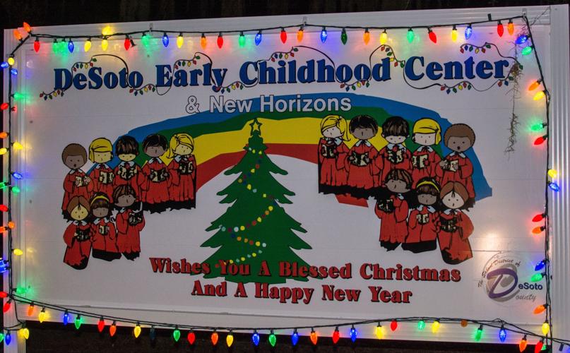 Holiday spirit shines at Christmas Card Lane | News Archives | yoursun.com