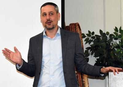 Media not treating Israel well, speaker tells Venice audience | News ...