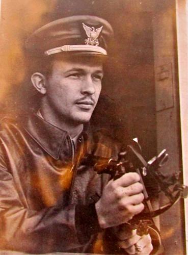 Donaldson signed up to serve in WWII | News Archives | yoursun.com